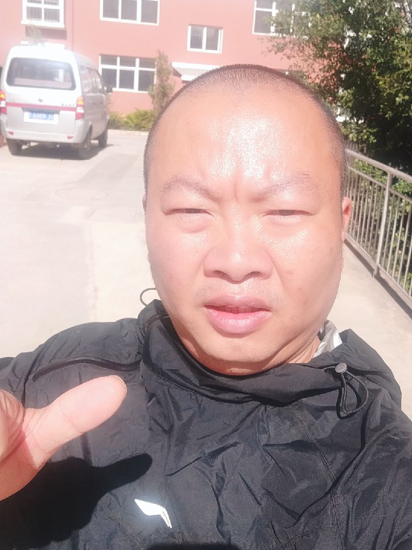 光头胖子图片 卡通 演员 大山谷图库